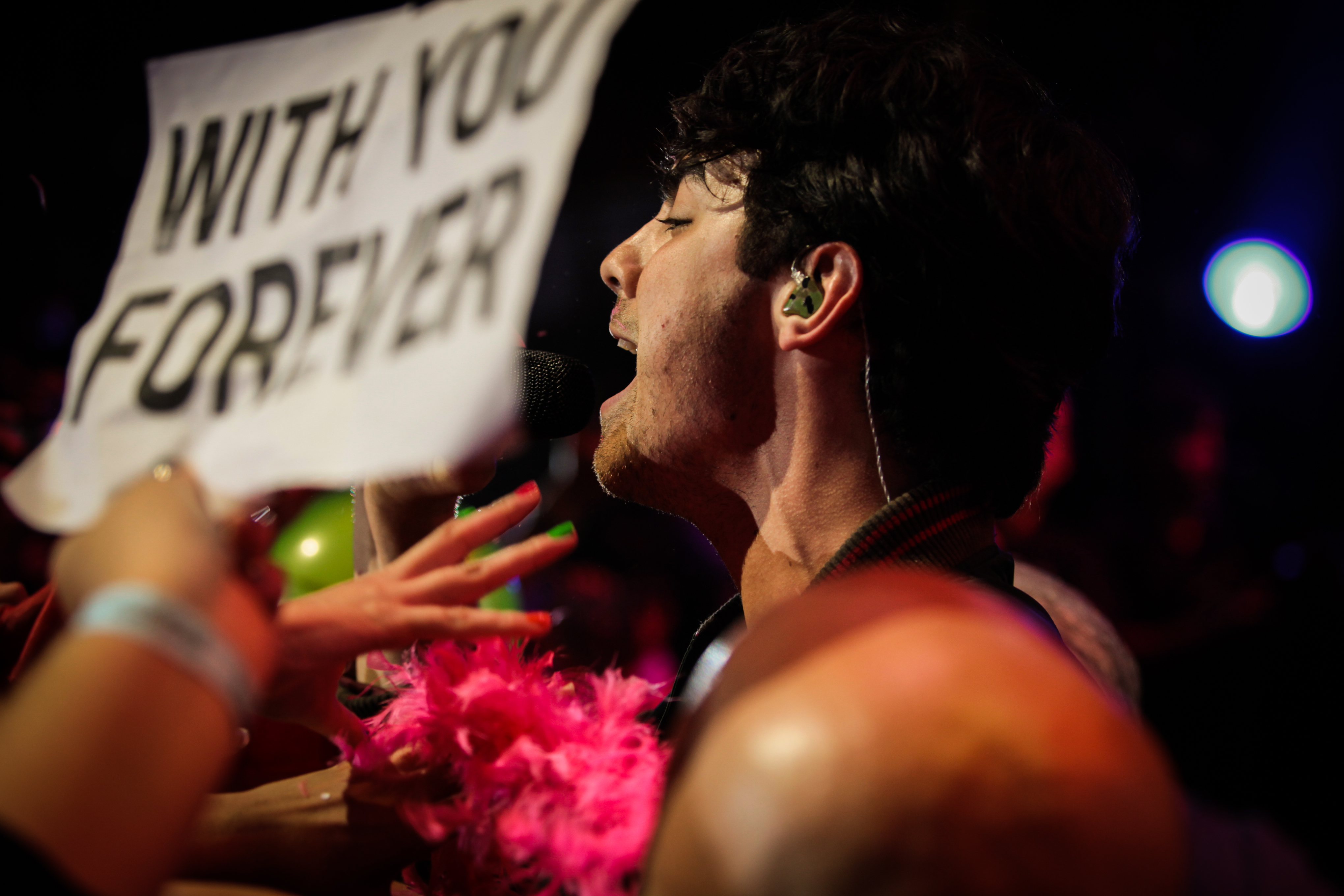 BOOMBOX ALL ACCESS WITH JONAS BROTHERS - Vivi Arias – Creative, Writer ...