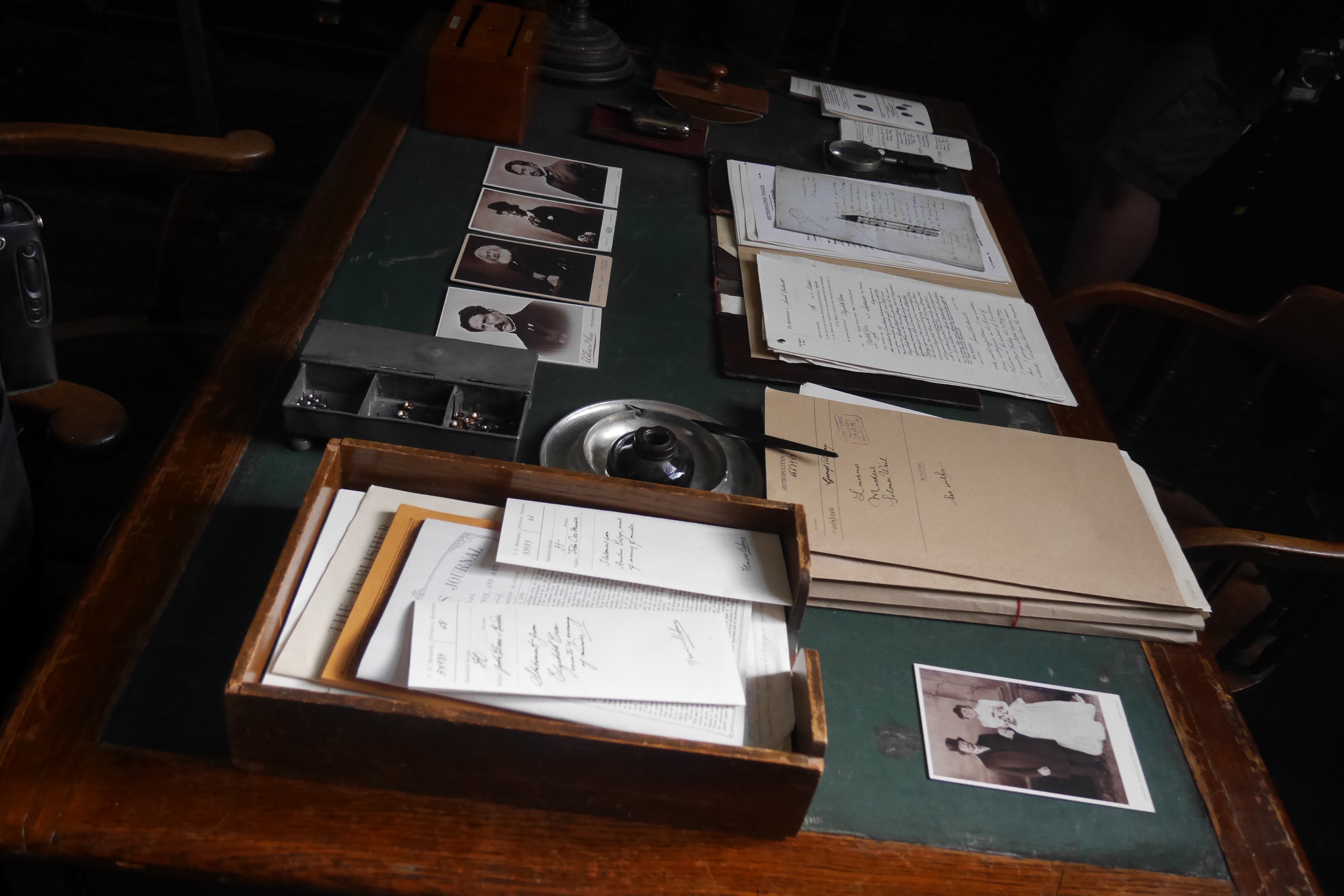 The Limehouse Golem - Mary Wainwright. Graphic Design for Television ...