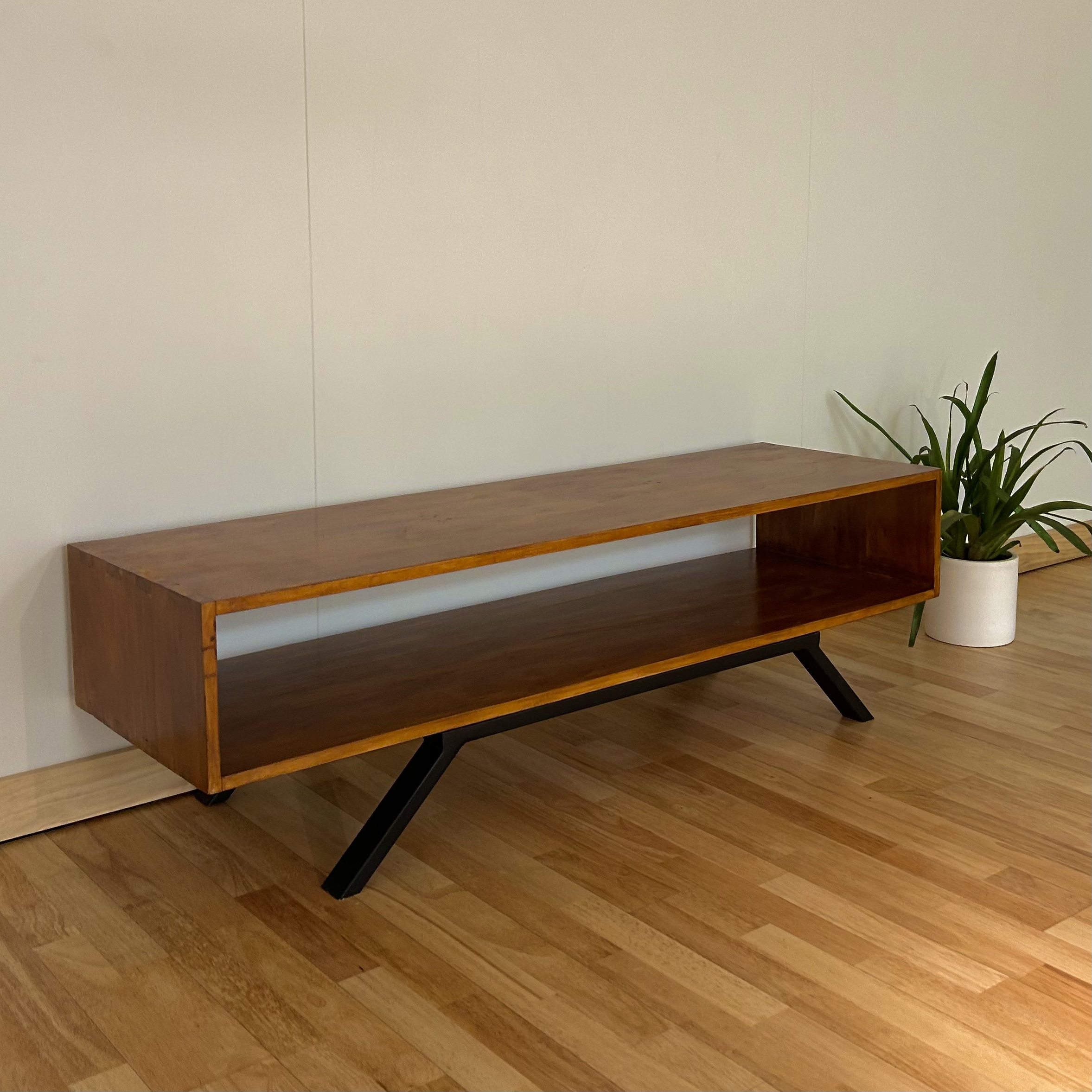 Yoi Table - Caleb Palmer